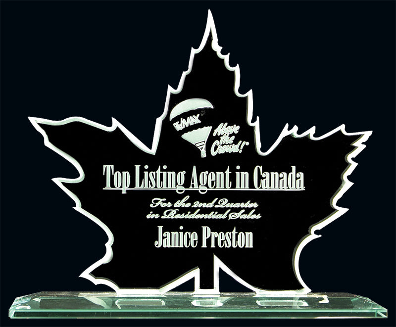 Maple Leaf Glass Award – listoweltrophies